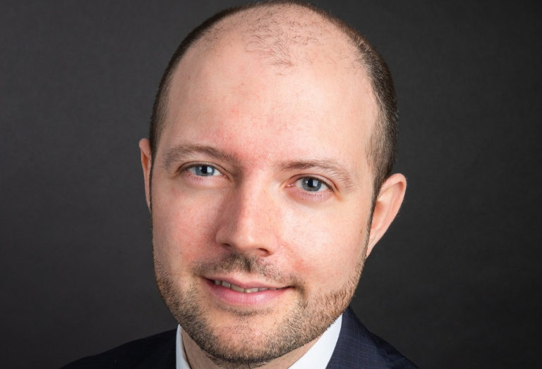 Nathanaël Mason-Schuler rejoint les équipes marchés actions de Société ...